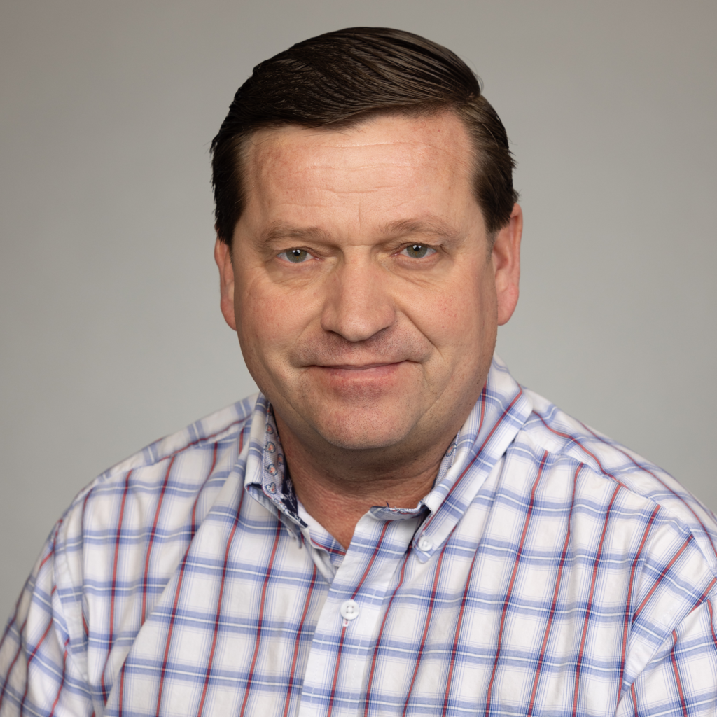 Our Team – Reliance Electric®